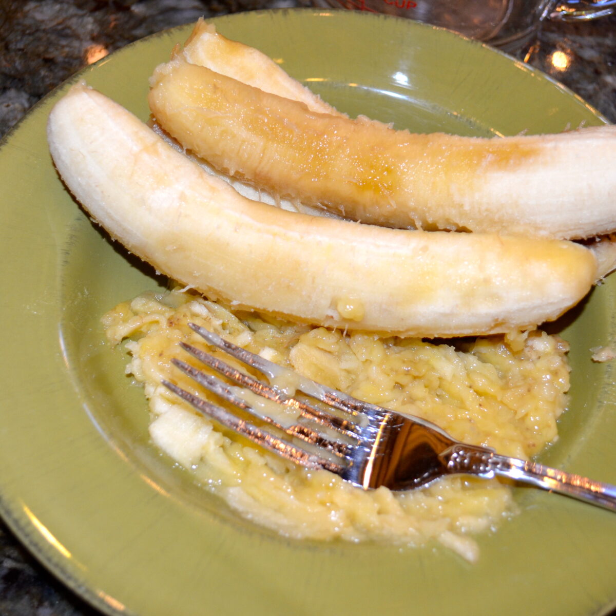 GIFTS FROM MY KITCHEN – BANANA BREAD