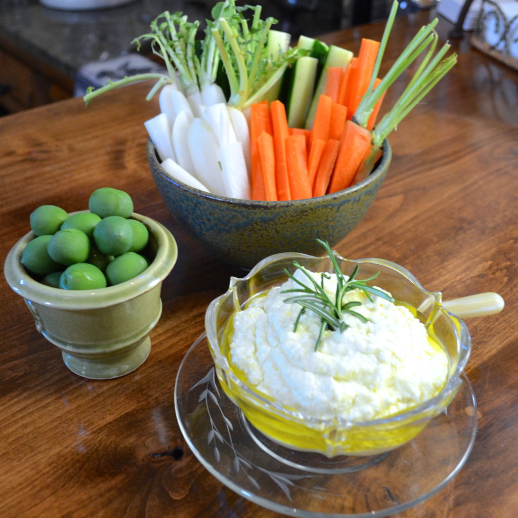 SPANISH STYLE ROSEMARY GIN FIZZ