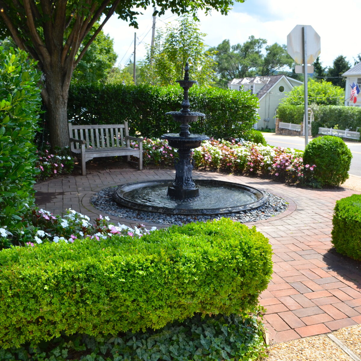 A VISIT TO UBER CHARMING LITTLE WASHINGTON