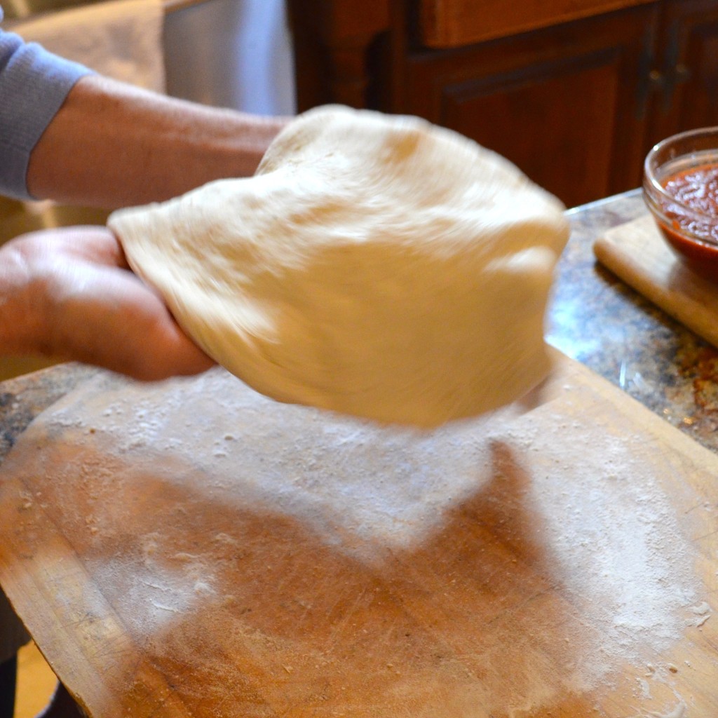 A PIZZA MAKING TUTORIAL