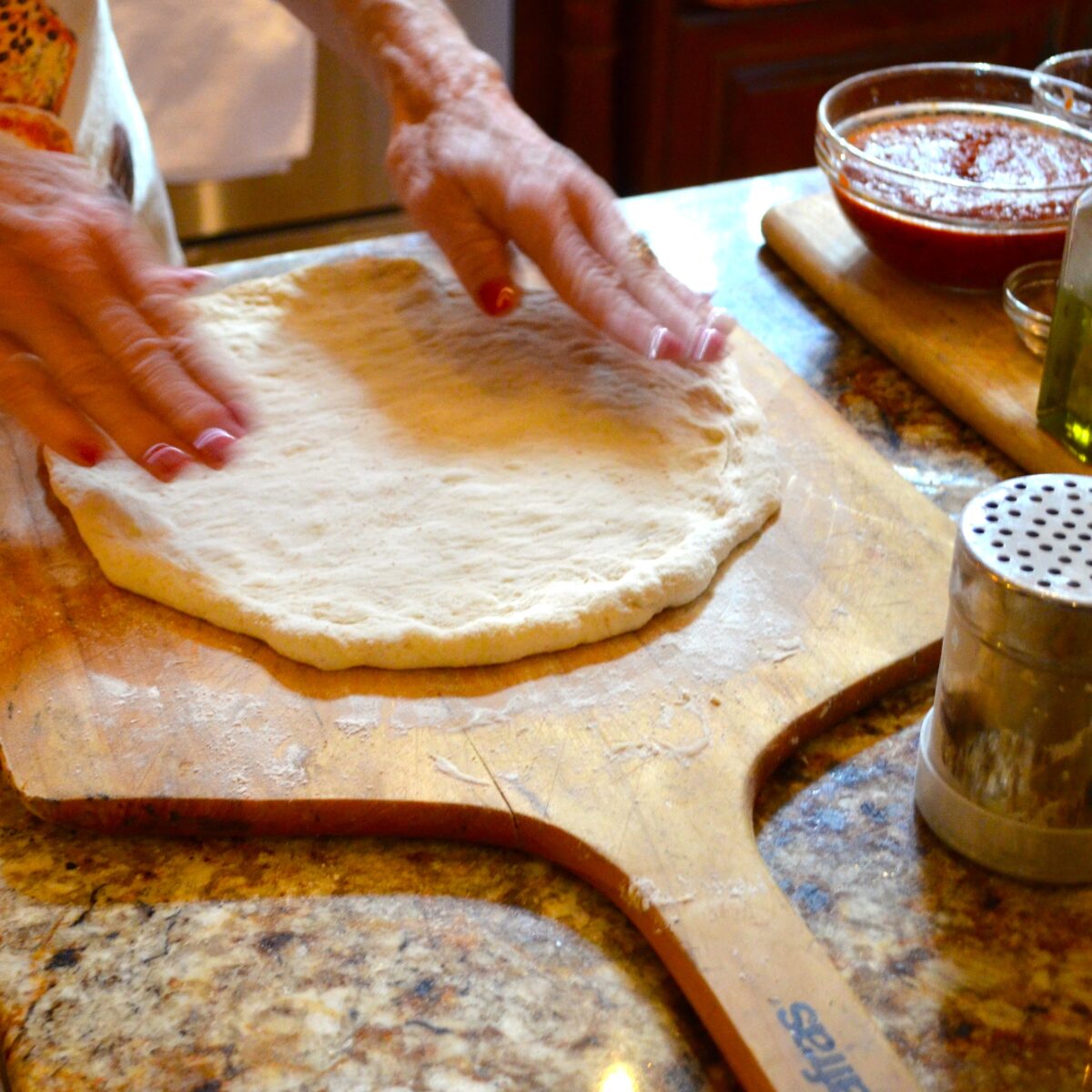 A PIZZA MAKING TUTORIAL