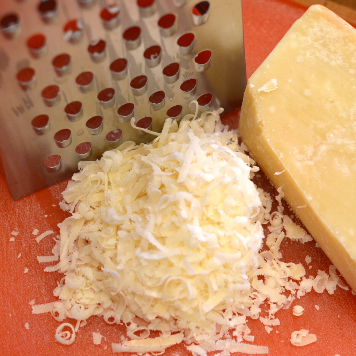 KALE AND CHEESE STUFFED CHICKEN ROLLS