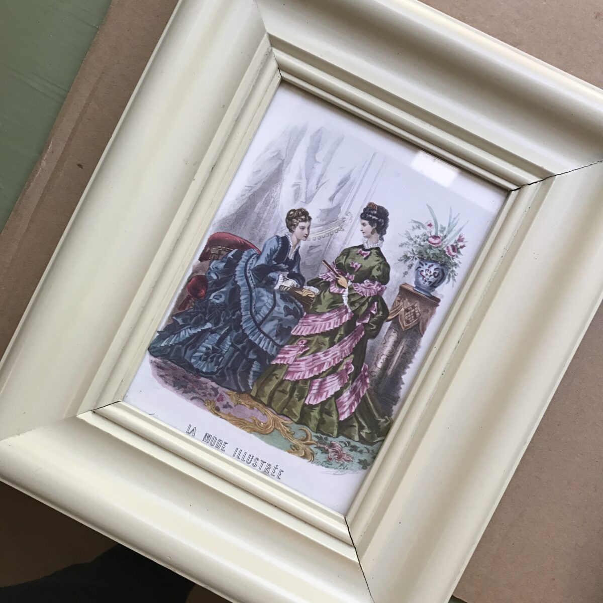 HOW TO CREATE INEXPENSIVE DIY WALL ART